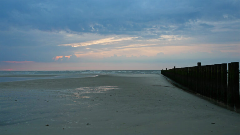 Strand und Strandkörbe auf Wangerooge - Die Inseln der Nordsee